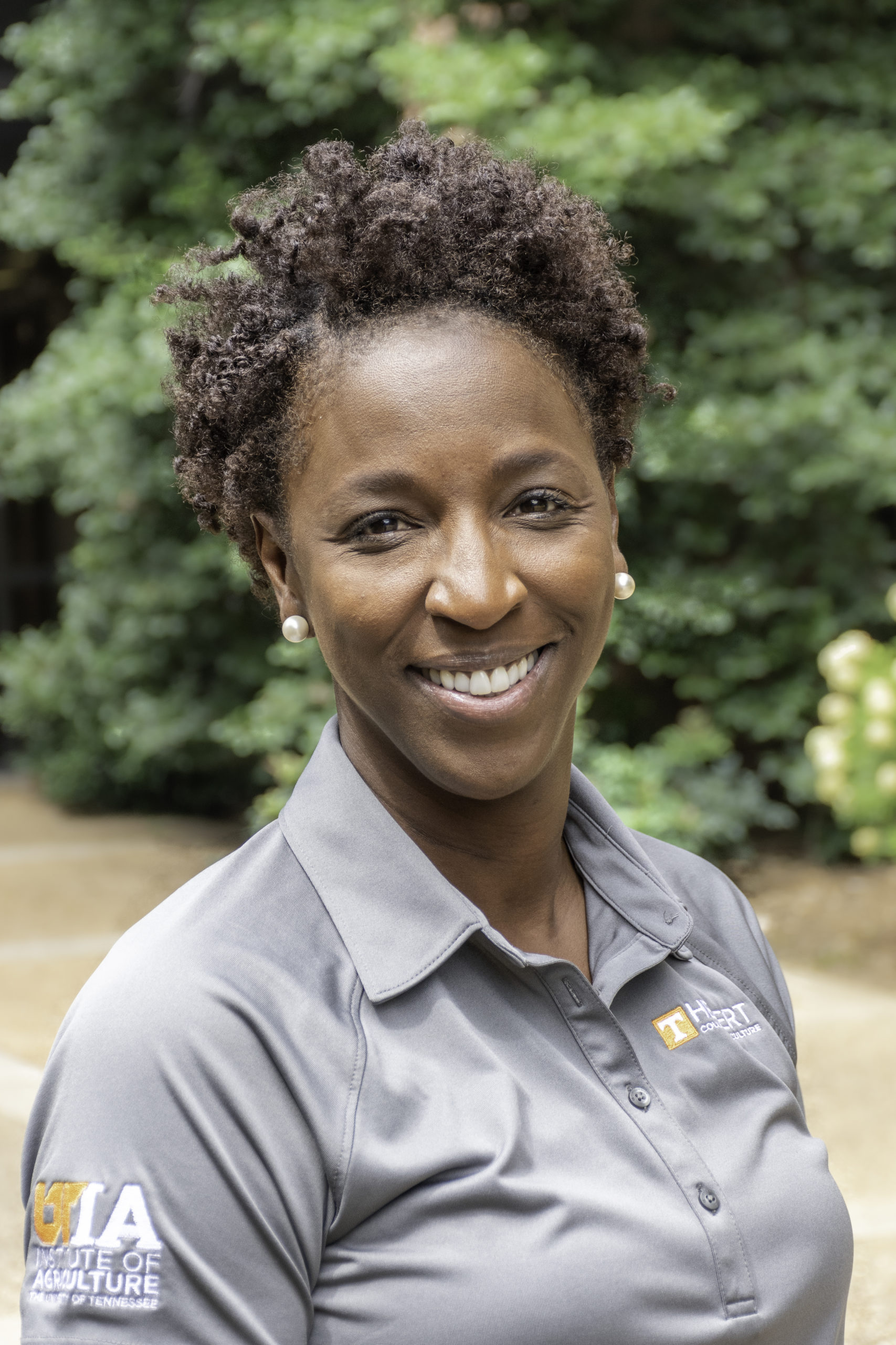 Step Outside: Unpacking Implicit Social Cognition | Institute News