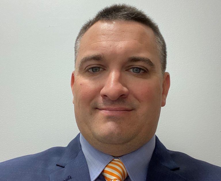 Bilderback Receives Harley and Juanita Clark Irwin Extension Service ...