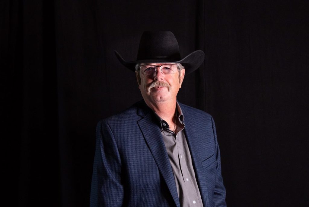 Tim Woods Receives the Charles and Julie Wharton Award for Outstanding ...