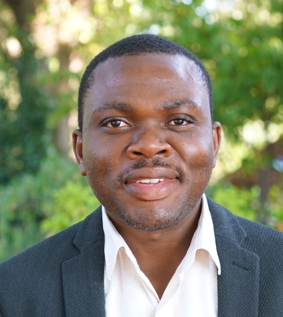 Nutifafa Adotey Receives UTIA’s J. E. Moss Achievement Award | Institute News